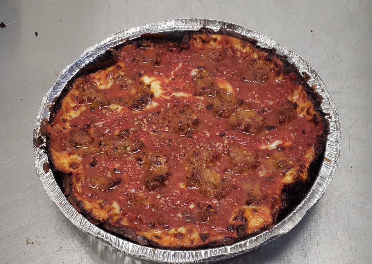 Best Christmas and Holiday Gift Ideas for Pizza Lovers - Pequod's Pizza